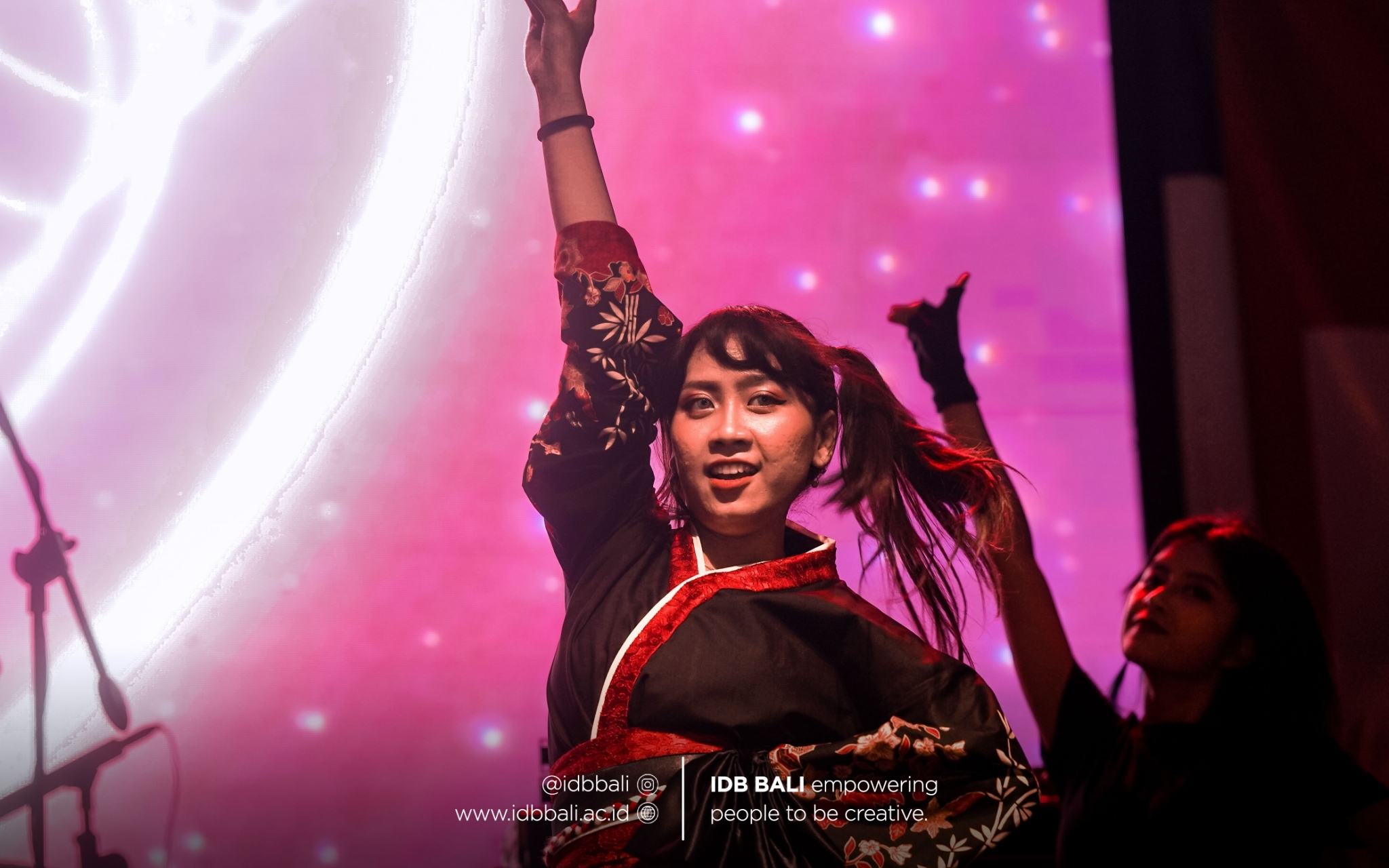 Unit Kegiatan Mahasiswa (UKM) THUNDER IDB Bali Mengisi Acara D’Jafu ...